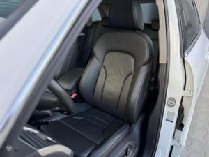 Balts Audi Q5 2009 Kauņa, ar dzinēja tilpumu 2.97 L un nobraukumu 296 tūkst. km par 9190 €, foto 12 vietnē AUTOMOTO.COM.LV