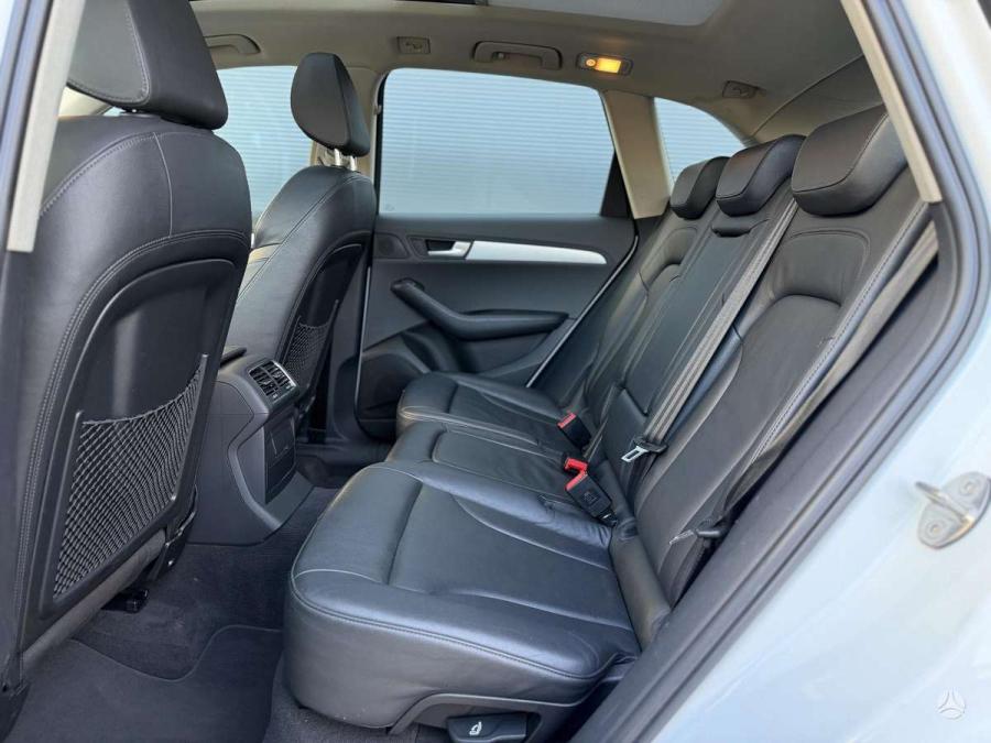 Balts Audi Q5 2009 Kauņa, ar dzinēja tilpumu 2.97 L un nobraukumu 296 tūkst. km par 9190 €, foto 13 vietnē AUTOMOTO.COM.LV