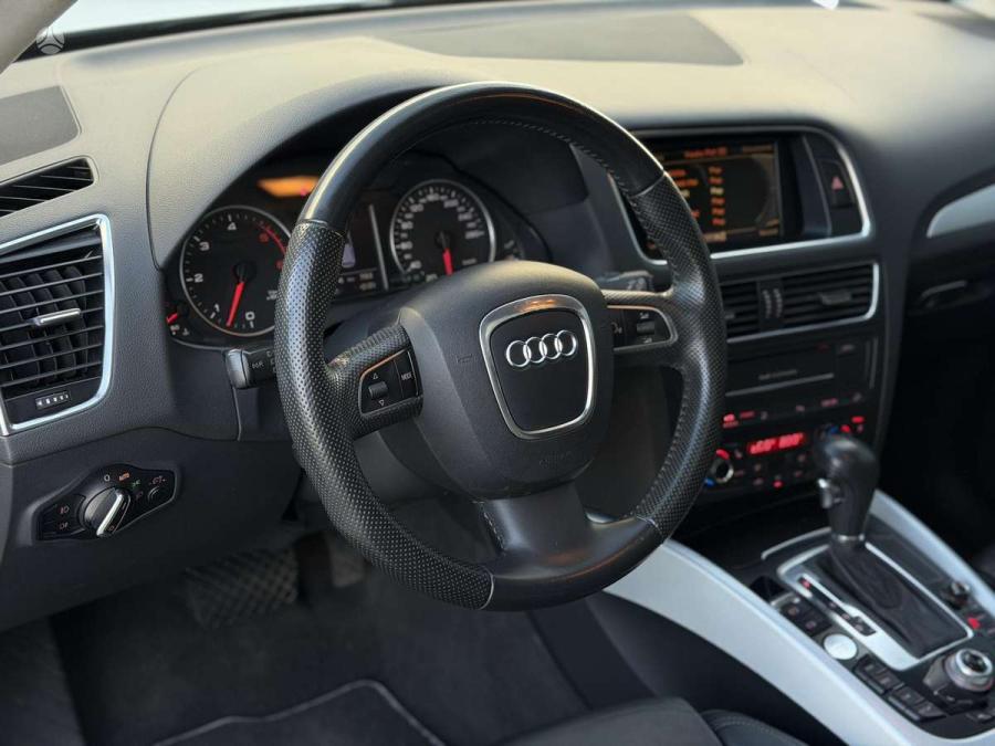 Balts Audi Q5 2009 Kauņa, ar dzinēja tilpumu 2.97 L un nobraukumu 296 tūkst. km par 9190 €, foto 15 vietnē AUTOMOTO.COM.LV