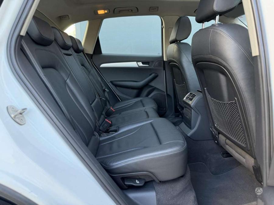 Balts Audi Q5 2009 Kauņa, ar dzinēja tilpumu 2.97 L un nobraukumu 296 tūkst. km par 9190 €, foto 16 vietnē AUTOMOTO.COM.LV