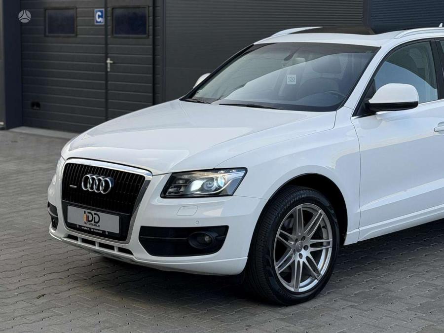 Balts Audi Q5 2009 Kauņa, ar dzinēja tilpumu 2.97 L un nobraukumu 296 tūkst. km par 9190 €, foto 45 vietnē AUTOMOTO.COM.LV