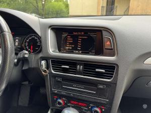 White Audi Q5 2009 in Vilnius, with an engine capacity of 2.97 L and mileage of 272 thousand km for 6999 €, photo 12 on AUTOMOTO.COM.LV