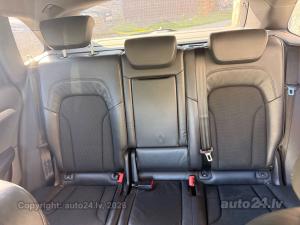 White Audi Q5 2009 in Tallinn, with an engine capacity of 2.00 L and mileage of 168 thousand km for 8900 €, photo 11 on AUTOMOTO.COM.LV