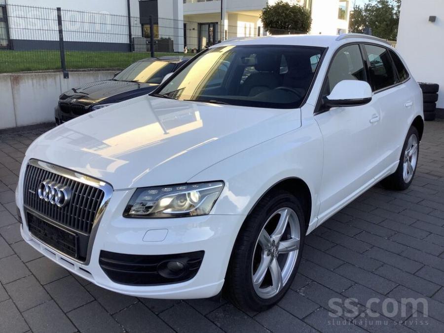 White Audi Q5 2009 in Riga, with an engine capacity of 2.00 L and mileage of 200 thousand km for 8500 €, photo 1 on AUTOMOTO.COM.LV