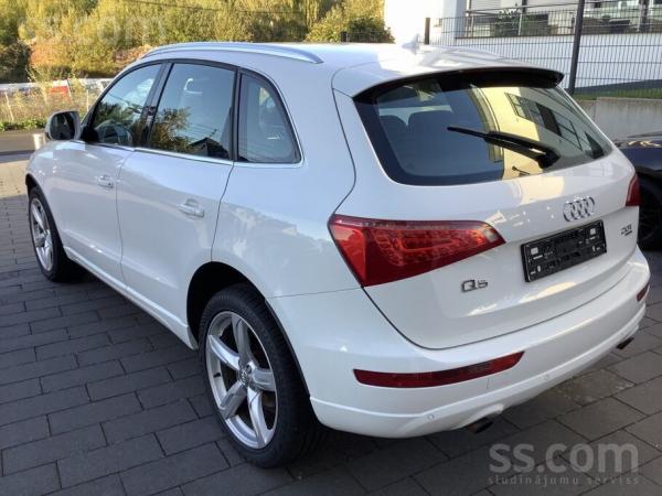 Balts Audi Q5 2009 Rīga, ar dzinēja tilpumu 2.00 L un nobraukumu 200 tūkst. km par 8500 €, foto 4 vietnē AUTOMOTO.COM.LV