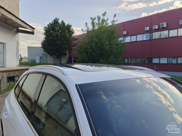 White Audi Q5 2009 in Utena, with an engine capacity of 2.00 L and mileage of 267 thousand km for 8200 €, photo 7 on AUTOMOTO.COM.LV
