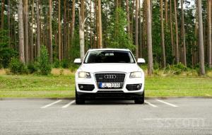 Balts Audi Q5 2010 Rīga, ar dzinēja tilpumu 2.00 L un nobraukumu 269 tūkst. km par 8690 €, foto 3 vietnē AUTOMOTO.COM.LV