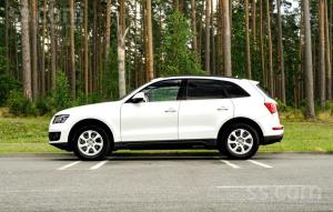 Balts Audi Q5 2010 Rīga, ar dzinēja tilpumu 2.00 L un nobraukumu 269 tūkst. km par 8690 €, foto 5 vietnē AUTOMOTO.COM.LV