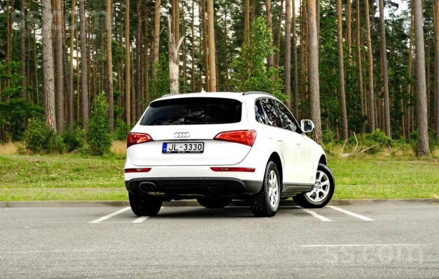 Balts Audi Q5 2010 Rīga, ar dzinēja tilpumu 2.00 L un nobraukumu 269 tūkst. km par 8690 €, foto 6 vietnē AUTOMOTO.COM.LV