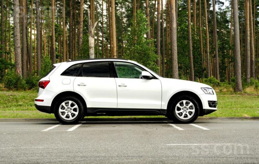 Balts Audi Q5 2010 Rīga, ar dzinēja tilpumu 2.00 L un nobraukumu 269 tūkst. km par 8690 €, foto 9 vietnē AUTOMOTO.COM.LV