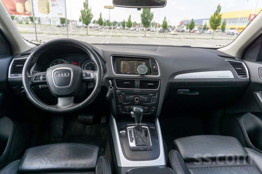 Balts Audi Q5 2010 Rīga, ar dzinēja tilpumu 2.00 L un nobraukumu 269 tūkst. km par 8690 €, foto 12 vietnē AUTOMOTO.COM.LV