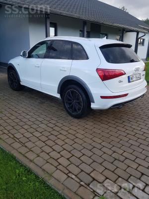 White Audi Q5 2010 in Riga, with an engine capacity of 3.00 L and mileage of 369 thousand km for 7500 €, photo 2 on AUTOMOTO.COM.LV