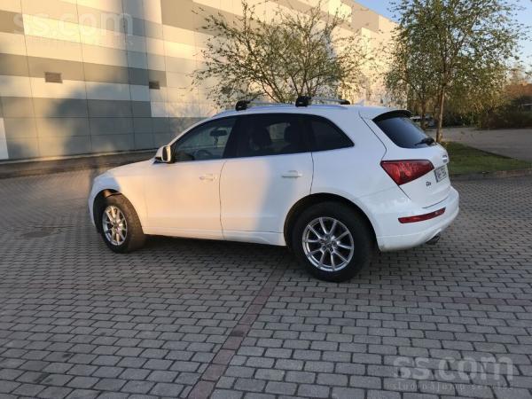 White Audi Q5 2010 in Dobele, with an engine capacity of 3.20 L and mileage of 224 thousand km for 7300 €, photo 3 on AUTOMOTO.COM.LV