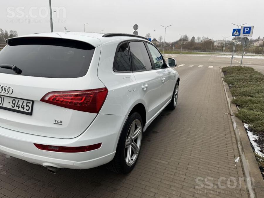 White Audi Q5 2010 in Rezekne, with an engine capacity of 3.00 L and mileage of 261 thousand km for 9400 €, photo 7 on AUTOMOTO.COM.LV