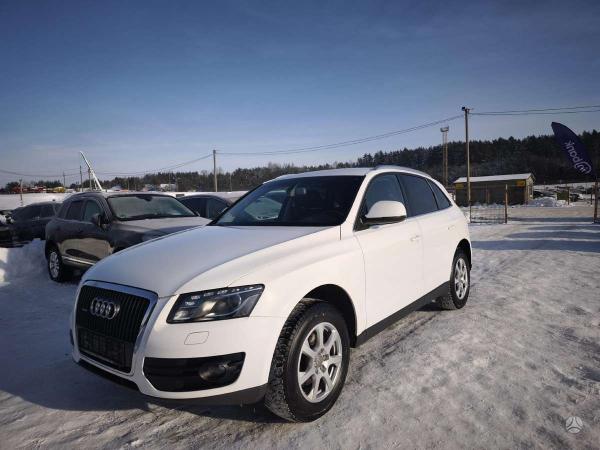 Balts Audi Q5 2010 Viļņa, ar dzinēja tilpumu 2.00 L un nobraukumu 241 tūkst. km par 9650 €, foto 1 vietnē AUTOMOTO.COM.LV