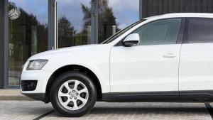 White Audi Q5 2010 in Siauliai, with an engine capacity of 1.97 L and mileage of 264 thousand km for 10950 €, photo 13 on AUTOMOTO.COM.LV