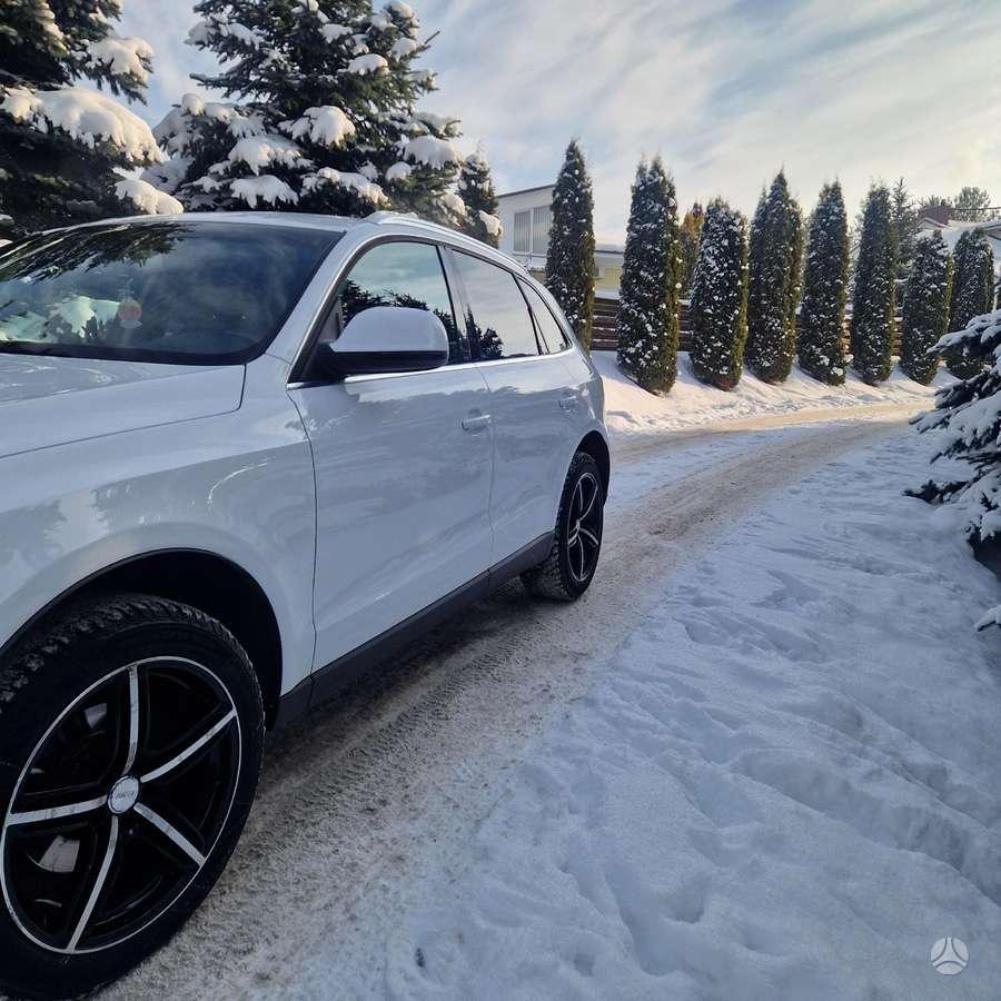 Balts Audi Q5 2010 Utena, ar dzinēja tilpumu 1.98 L un nobraukumu 257 tūkst. km par 8500 €, foto 5 vietnē AUTOMOTO.COM.LV