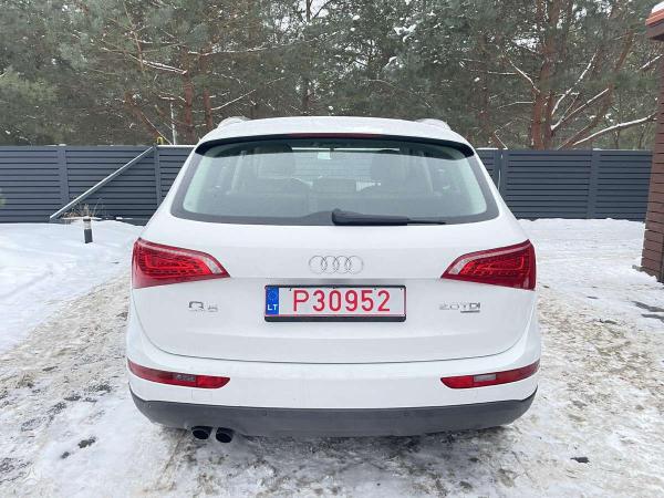 Balts Audi Q5 2010 Druskininkai, ar dzinēja tilpumu 2.00 L un nobraukumu 224 tūkst. km par 8490 €, foto 5 vietnē AUTOMOTO.COM.LV