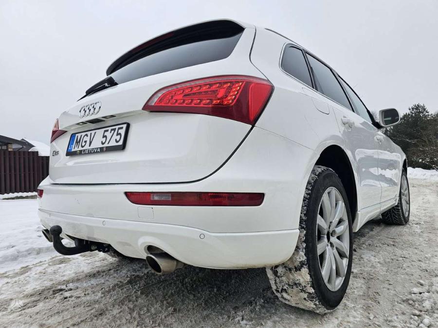 Balts Audi Q5 2010 Kauņa, ar dzinēja tilpumu 2.97 L un nobraukumu 299 tūkst. km par 7950 €, foto 8 vietnē AUTOMOTO.COM.LV