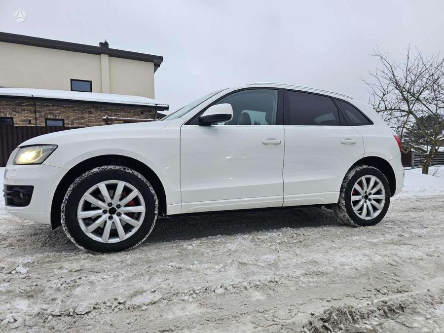Balts Audi Q5 2010 Kauņa, ar dzinēja tilpumu 2.97 L un nobraukumu 299 tūkst. km par 7950 €, foto 12 vietnē AUTOMOTO.COM.LV