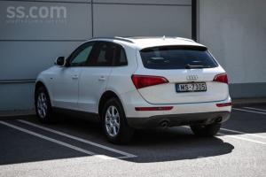 White Audi Q5 2010 in Riga, with an engine capacity of 3.00 L and mileage of 338 thousand km for 7490 €, photo 8 on AUTOMOTO.COM.LV