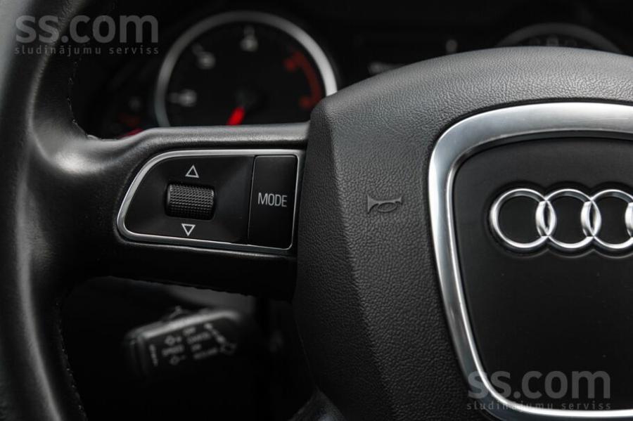 White Audi Q5 2010 in Riga, with an engine capacity of 3.00 L and mileage of 338 thousand km for 7490 €, photo 20 on AUTOMOTO.COM.LV