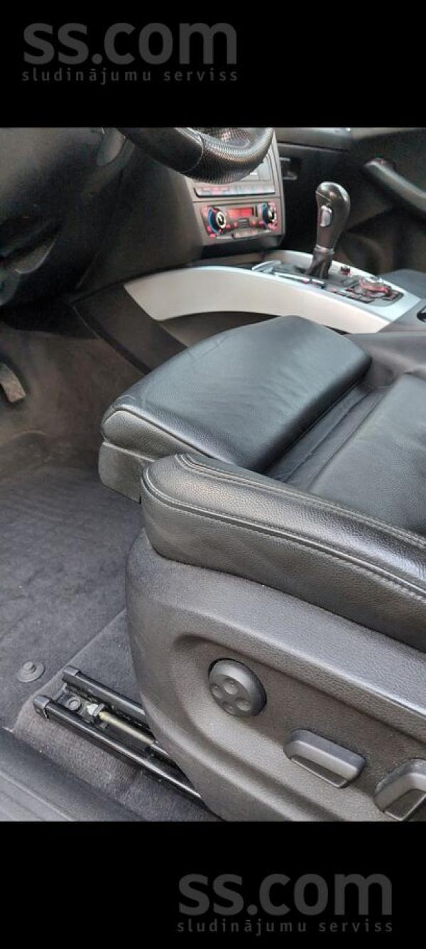 Balts Audi Q5 2010 Liepāja, ar dzinēja tilpumu 3.00 L un nobraukumu 298 tūkst. km par 9150 €, foto 4 vietnē AUTOMOTO.COM.LV
