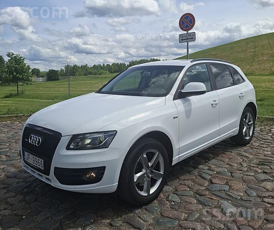 Balts Audi Q5 2010 Rīga, ar dzinēja tilpumu 3.00 L un nobraukumu 246 tūkst. km par 10950 €, foto 4 vietnē AUTOMOTO.COM.LV