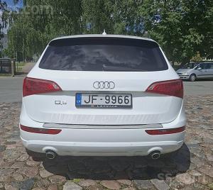 Balts Audi Q5 2010 Rīga, ar dzinēja tilpumu 3.00 L un nobraukumu 246 tūkst. km par 10950 €, foto 6 vietnē AUTOMOTO.COM.LV