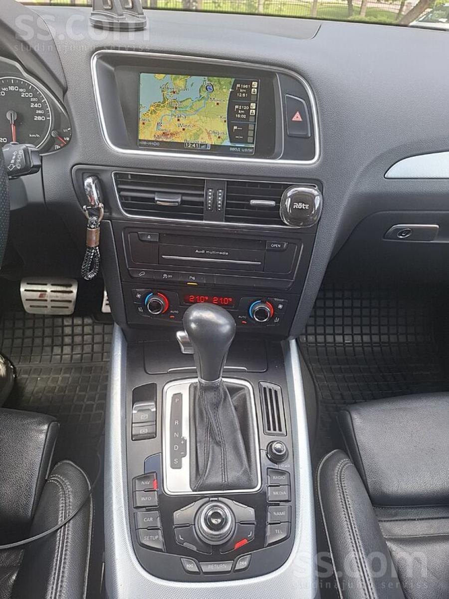 Balts Audi Q5 2010 Rīga, ar dzinēja tilpumu 3.00 L un nobraukumu 246 tūkst. km par 10950 €, foto 13 vietnē AUTOMOTO.COM.LV