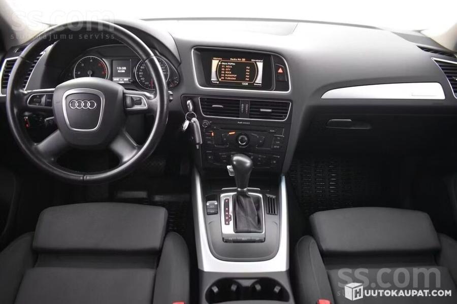 Balts Audi Q5 2010 Jelgava, ar dzinēja tilpumu 2.00 L un nobraukumu 340 tūkst. km par 7000 €, foto 11 vietnē AUTOMOTO.COM.LV
