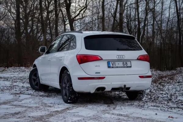 White Audi Q5 2010 in Grobiņa, with an engine capacity of 2.00 L and mileage of 0 thousand km for 12500 €, photo 10 on AUTOMOTO.COM.LV