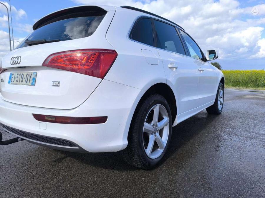 Balts Audi Q5 2010 Marijampole, ar dzinēja tilpumu 1.97 L un nobraukumu 254 tūkst. km par 8999 €, foto 28 vietnē AUTOMOTO.COM.LV