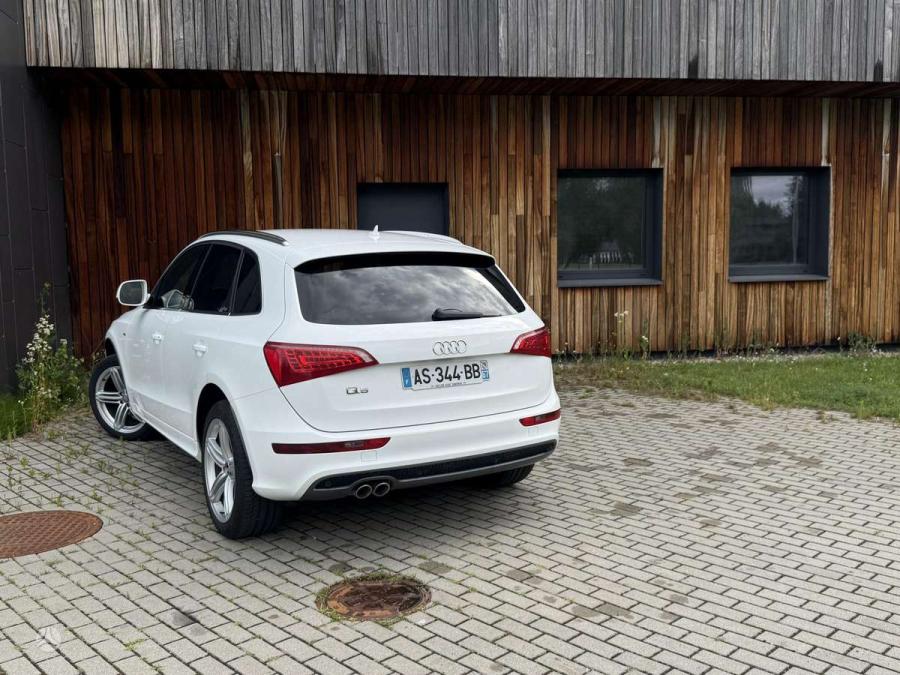 White Audi Q5 2010 in Taurage, with an engine capacity of 1.97 L and mileage of 233 thousand km for 8600 €, photo 9 on AUTOMOTO.COM.LV