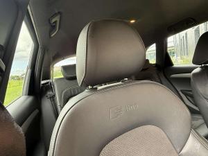 White Audi Q5 2010 in Taurage, with an engine capacity of 1.97 L and mileage of 233 thousand km for 8600 €, photo 12 on AUTOMOTO.COM.LV