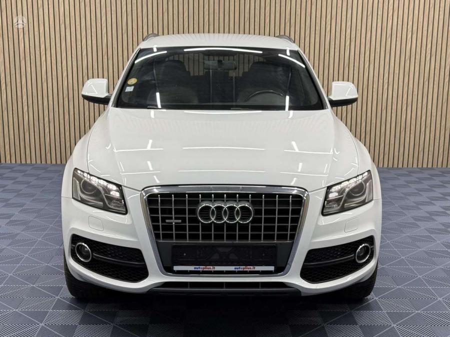 White Audi Q5 2010 in Marijampole, with an engine capacity of 1.97 L and mileage of 253 thousand km for 10300 €, photo 5 on AUTOMOTO.COM.LV