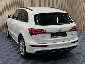 White Audi Q5 2010 in Marijampole, with an engine capacity of 1.97 L and mileage of 253 thousand km for 10300 €, photo 12 on AUTOMOTO.COM.LV