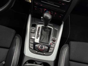 White Audi Q5 2010 in Marijampole, with an engine capacity of 1.97 L and mileage of 253 thousand km for 10300 €, photo 29 on AUTOMOTO.COM.LV