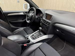 White Audi Q5 2010 in Marijampole, with an engine capacity of 1.97 L and mileage of 253 thousand km for 10300 €, photo 30 on AUTOMOTO.COM.LV