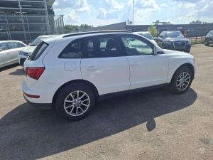 White Audi Q5 2010 in Kaunas, with an engine capacity of 1.97 L and mileage of 240 thousand km for 8400 €, photo 5 on AUTOMOTO.COM.LV