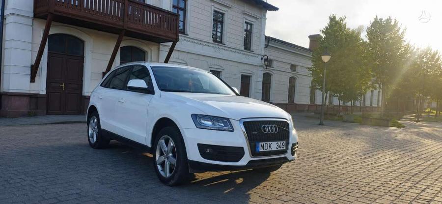 White Audi Q5 2010 in Mazeikiai, with an engine capacity of 1.97 L and mileage of 286 thousand km for 6700 €, photo 3 on AUTOMOTO.COM.LV
