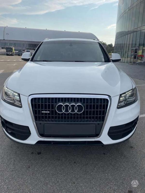 White Audi Q5 2010 in Siauliai, with an engine capacity of 3.20 L and mileage of 260 thousand km for 10800 €, photo 2 on AUTOMOTO.COM.LV