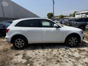 White Audi Q5 2010 in Utena, with an engine capacity of 2.00 L and mileage of 240 thousand km for 7950 €, photo 6 on AUTOMOTO.COM.LV