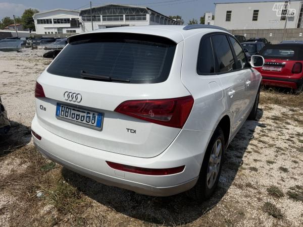 White Audi Q5 2010 in Utena, with an engine capacity of 2.00 L and mileage of 240 thousand km for 7950 €, photo 6 on AUTOMOTO.COM.LV
