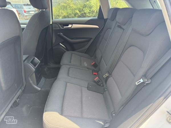 White Audi Q5 2010 in Utena, with an engine capacity of 2.00 L and mileage of 240 thousand km for 7950 €, photo 10 on AUTOMOTO.COM.LV