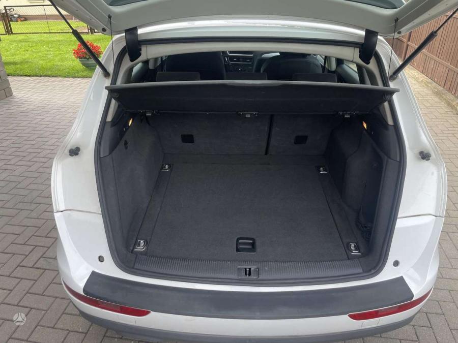 Balts Audi Q5 2010 Kauņa, ar dzinēja tilpumu 1.97 L un nobraukumu 246 tūkst. km par 8200 €, foto 8 vietnē AUTOMOTO.COM.LV