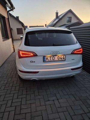 Balts Audi Q5 2010 Kauņa, ar dzinēja tilpumu 3.15 L un nobraukumu 297 tūkst. km par 7300 €, foto 3 vietnē AUTOMOTO.COM.LV