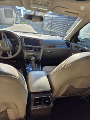 Balts Audi Q5 2010 Kauņa, ar dzinēja tilpumu 3.15 L un nobraukumu 297 tūkst. km par 7300 €, foto 8 vietnē AUTOMOTO.COM.LV