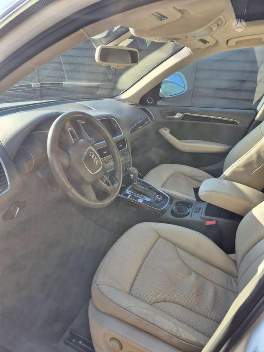 Balts Audi Q5 2010 Kauņa, ar dzinēja tilpumu 3.15 L un nobraukumu 297 tūkst. km par 7300 €, foto 9 vietnē AUTOMOTO.COM.LV