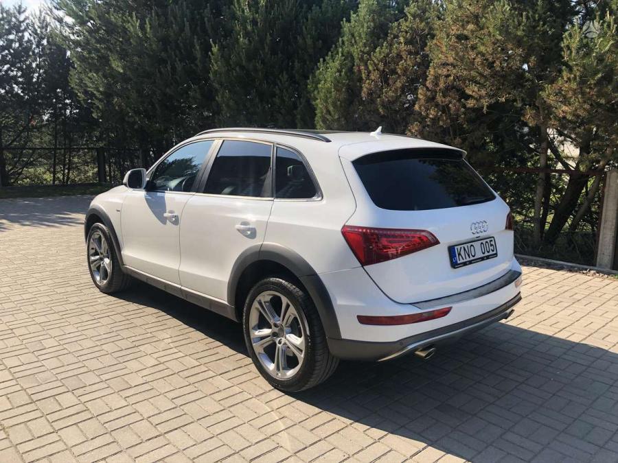 White Audi Q5 2010 in Alytus, with an engine capacity of 2.97 L and mileage of 289 thousand km for 9500 €, photo 7 on AUTOMOTO.COM.LV